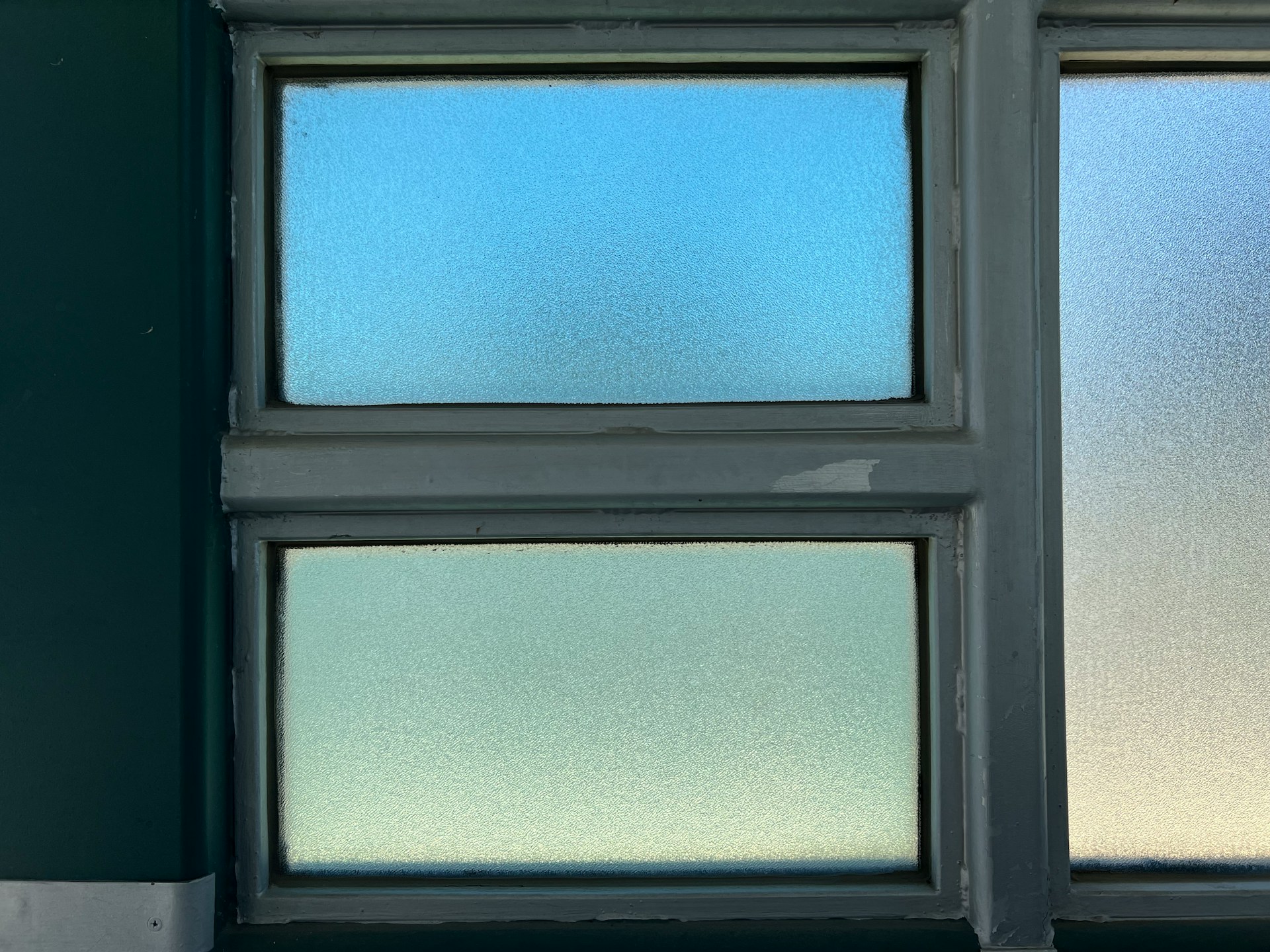Benefits of Using Frosted Window Films